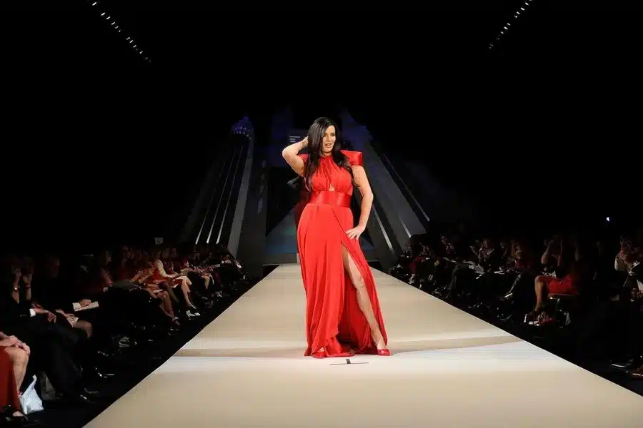 Red Dress Runway - Stunning Looks That Turn Heads